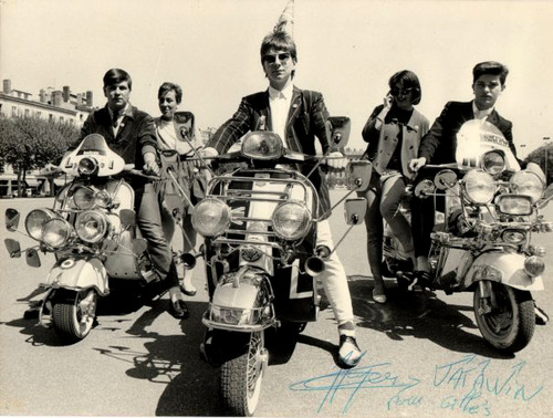 Vespa!: History of Mods