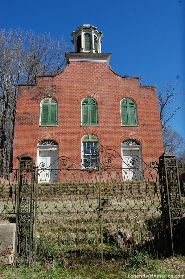 Legends' Travel Blog 2005-2014: History Abounds Around Askew Landing