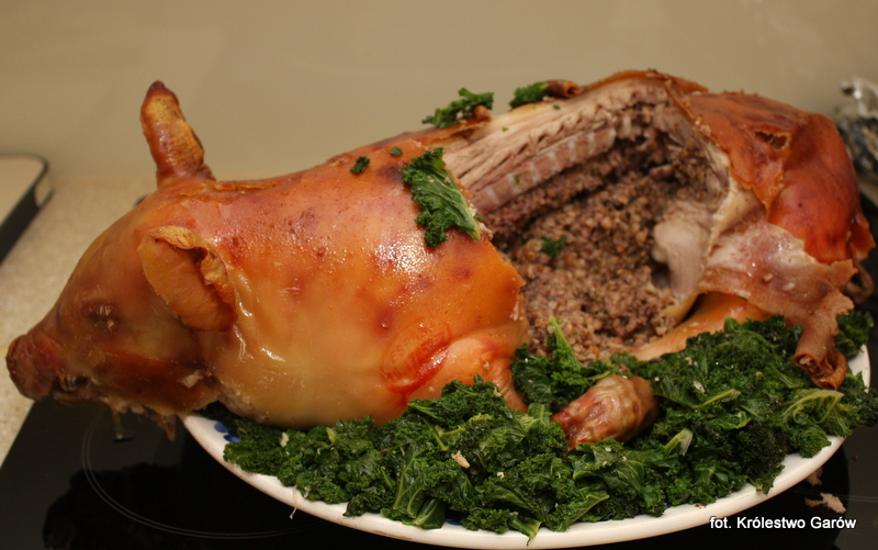 Blog o gotowaniu - tradycyjna kuchnia: Prosiak pieczony