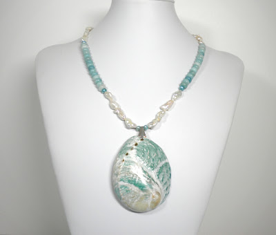 Del's Shells: Seashell Statement Necklaces