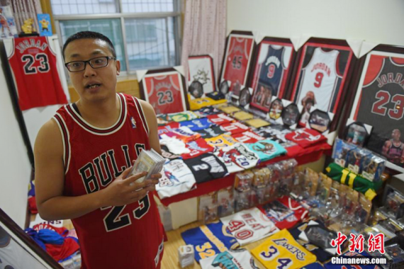 Photos: Basketball fanatic has spent over $62k collecting NBA souvenirs