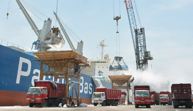 Pelabuhan, Hierarki Pelabuhan, dan Fasilitas - Fasilitas Pelabuhan