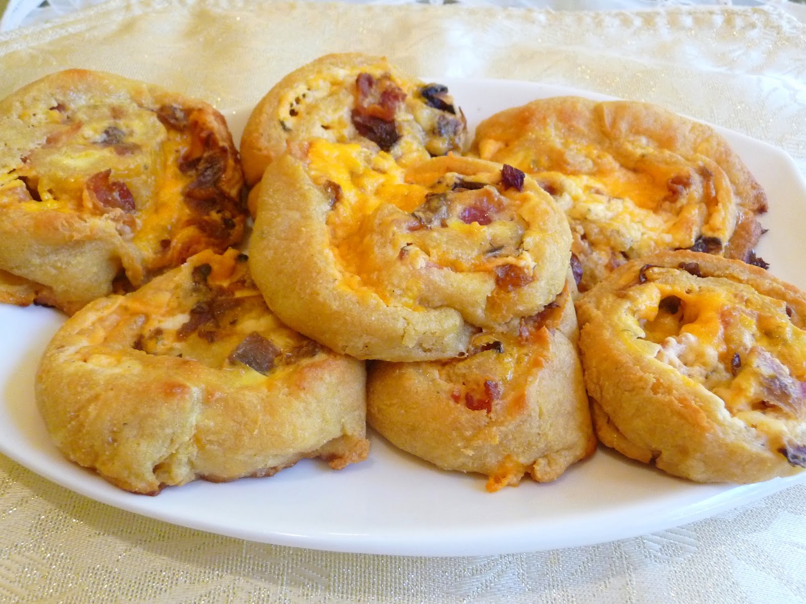 MIRACLE DOUGH BACON CHEESE SPIRALS