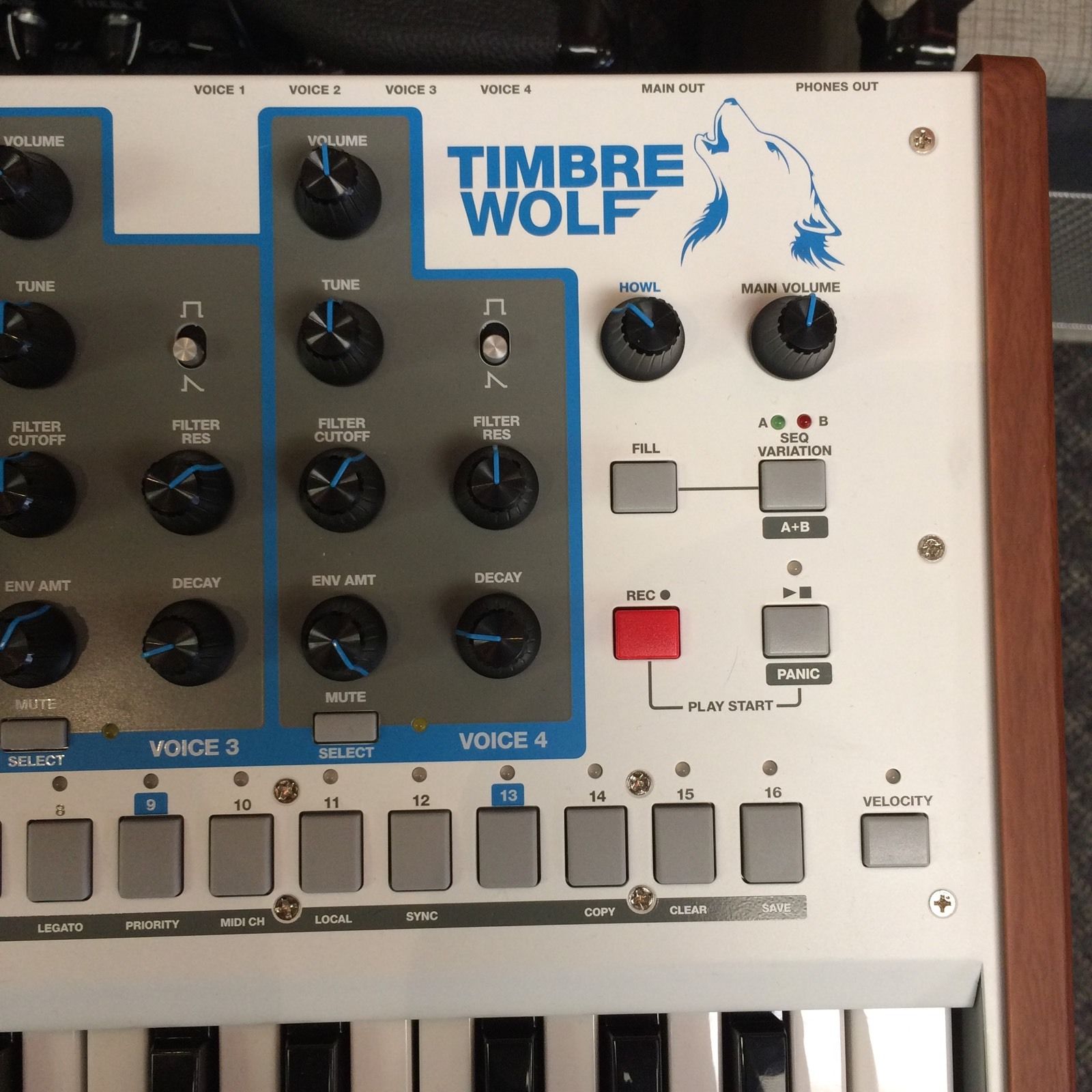 MATRIXSYNTH: Akai Timbre Wolf Analog Synthesizer with Original Box
