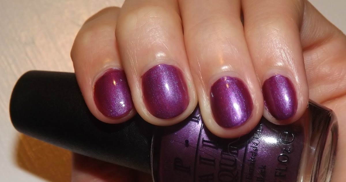 Perfectly Polished 12: OPI "Suzi & The 7 Dusseldorfs"