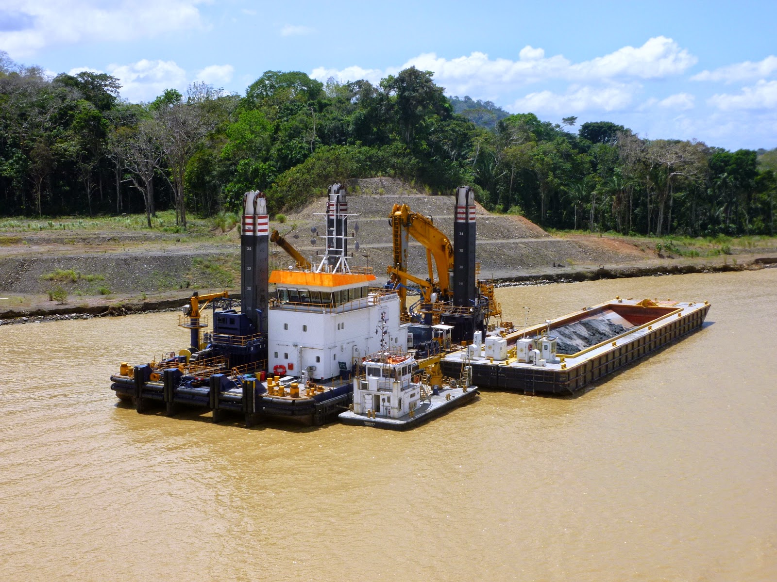 Photo-ops: Panama Canal: Gatun Lake