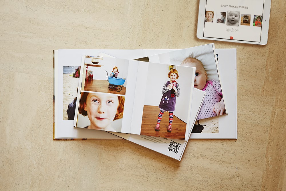 A Few of My Favorite Things: Impressed Photo Book Valentine's Day Giveaway!