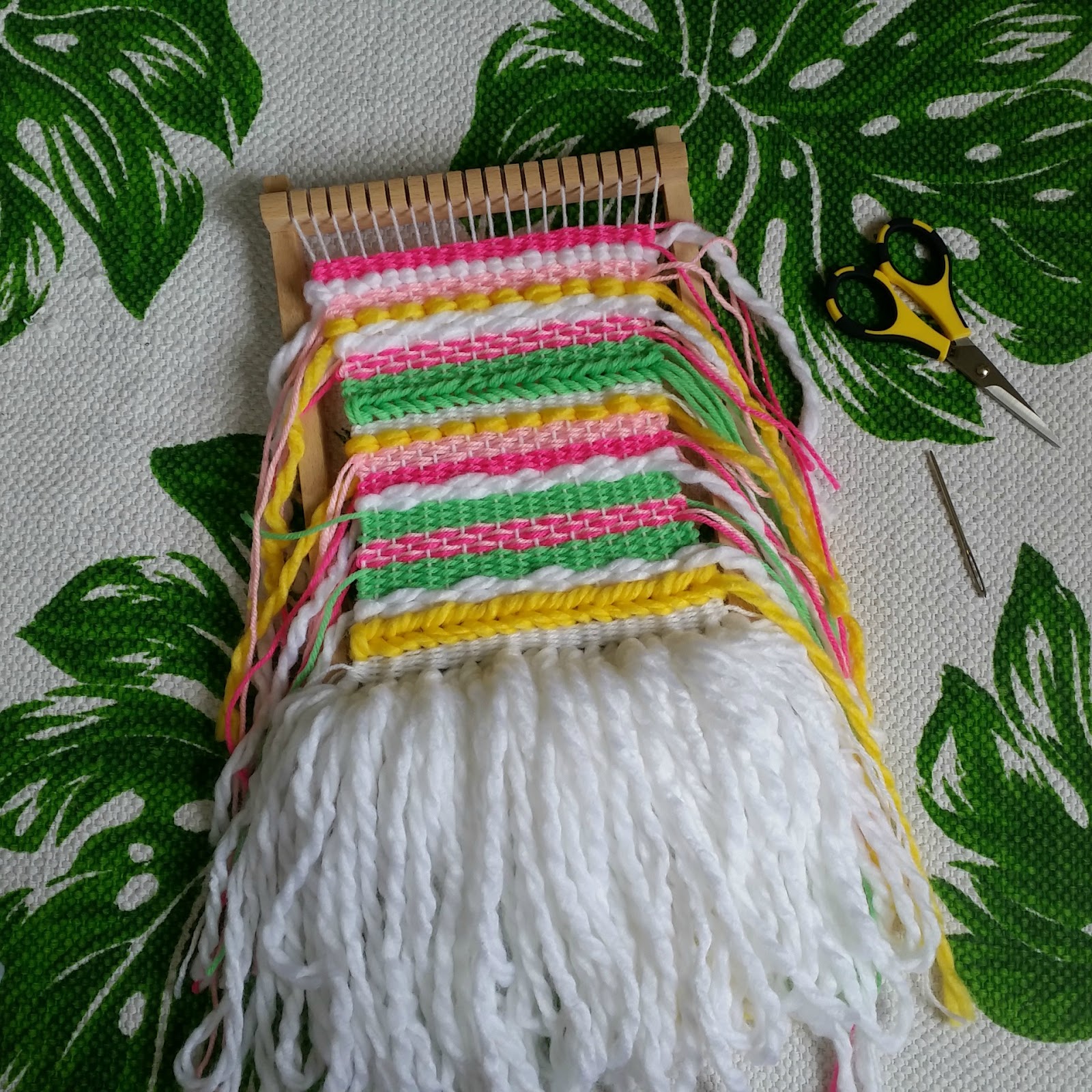 cupcake cutie: How to weave: Free step-by-step tutorial