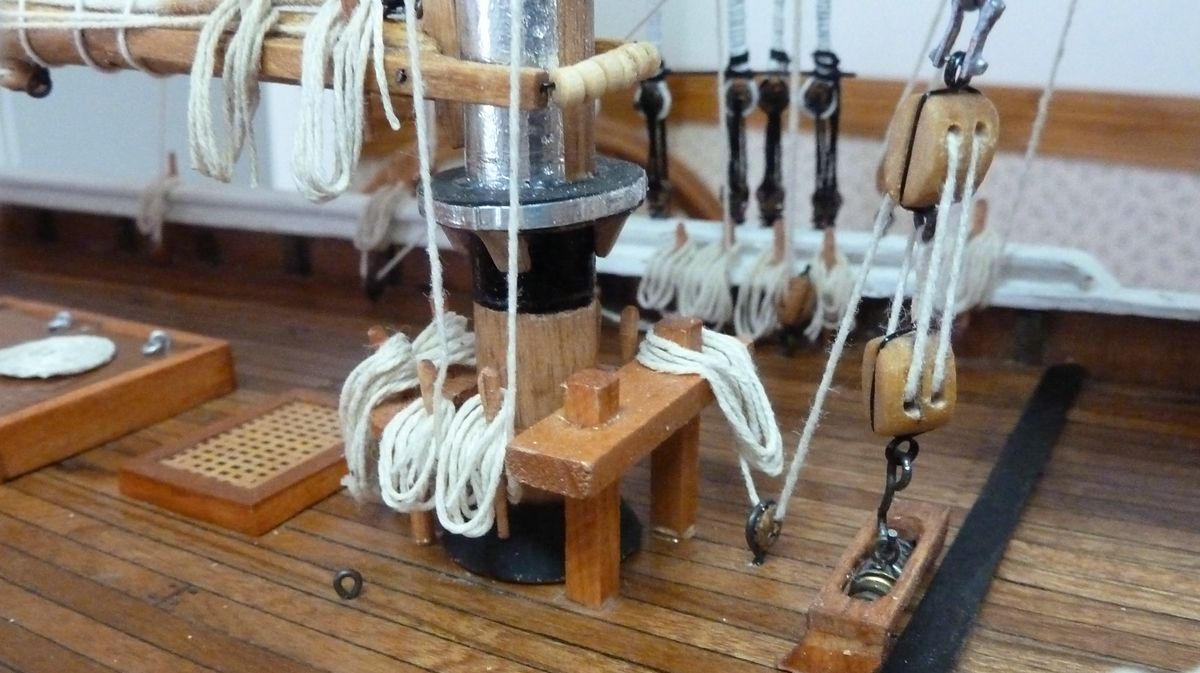 Model Build - Bluenose II: 20 - Fitting out the Deck