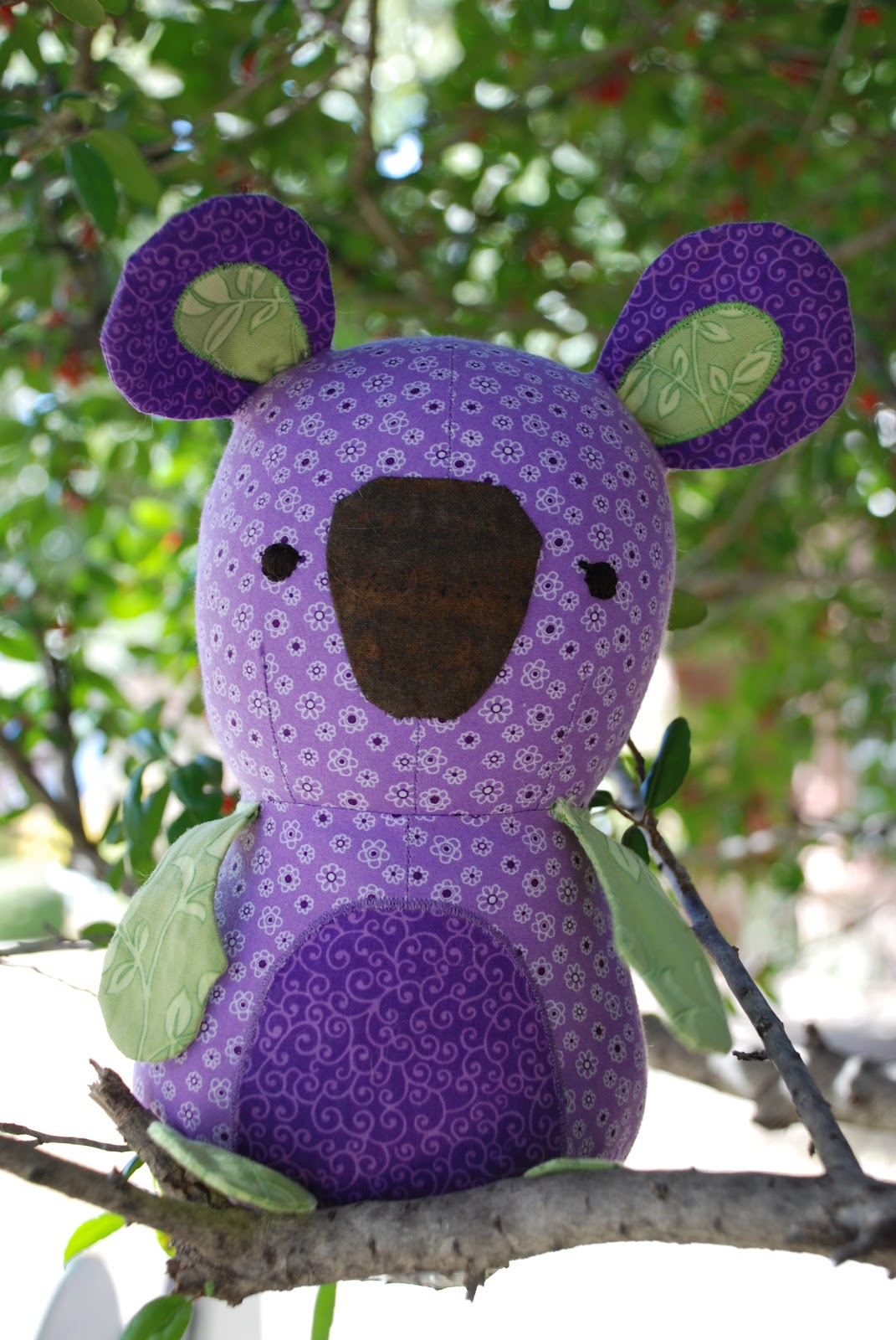 Lazy Daisy Quilts: Purple Koala