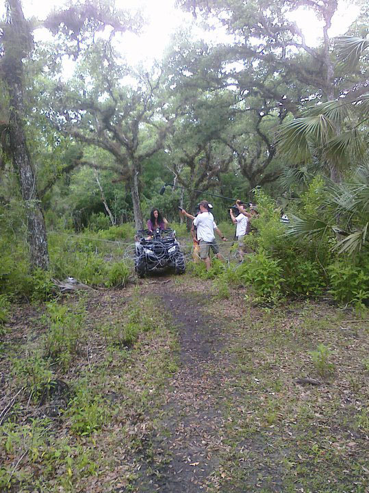 Sayang Wayang: Hell Glades (2013)