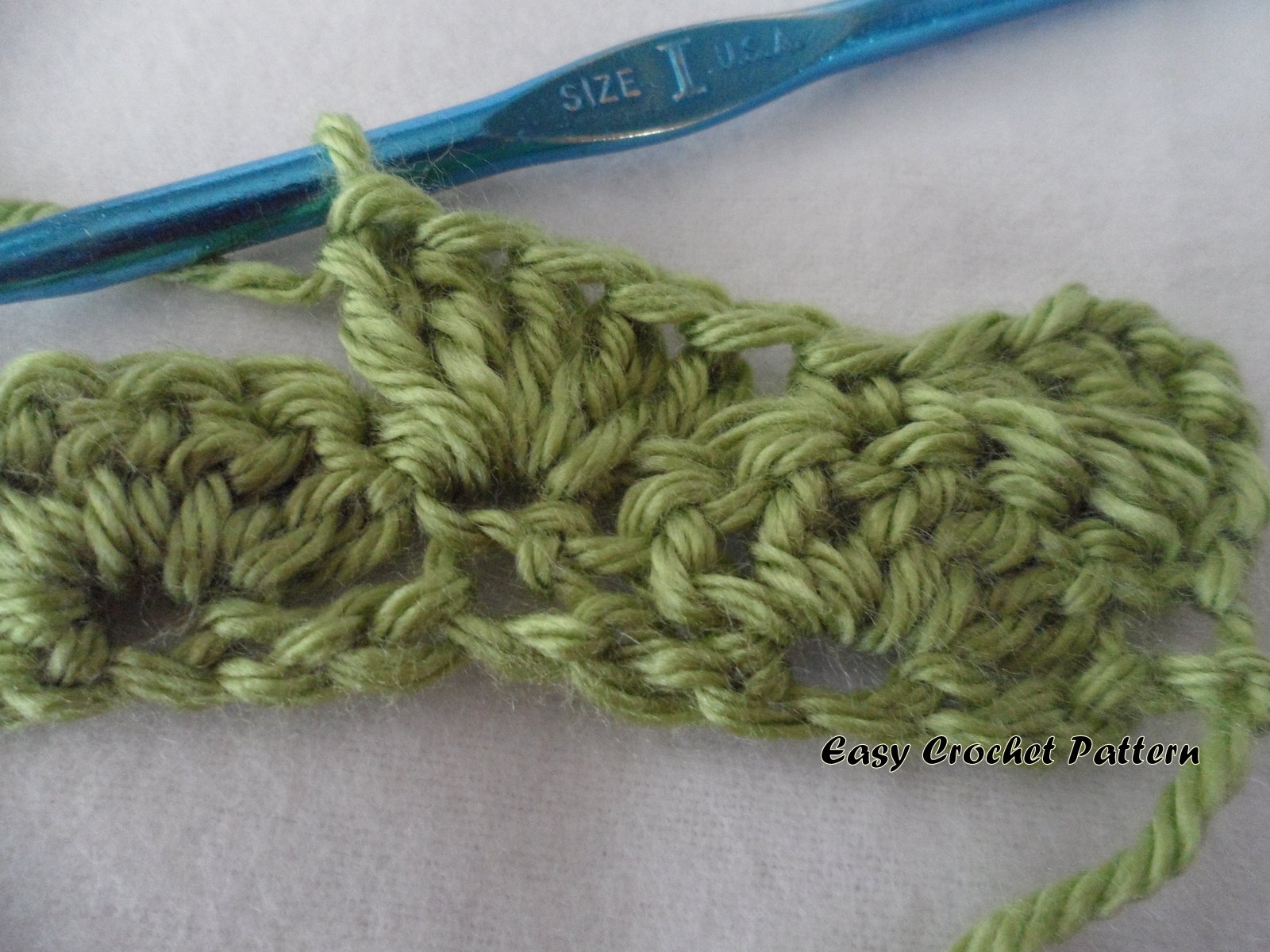 Easy Crochet Pattern: Crochet Shell Afghan Tutorial