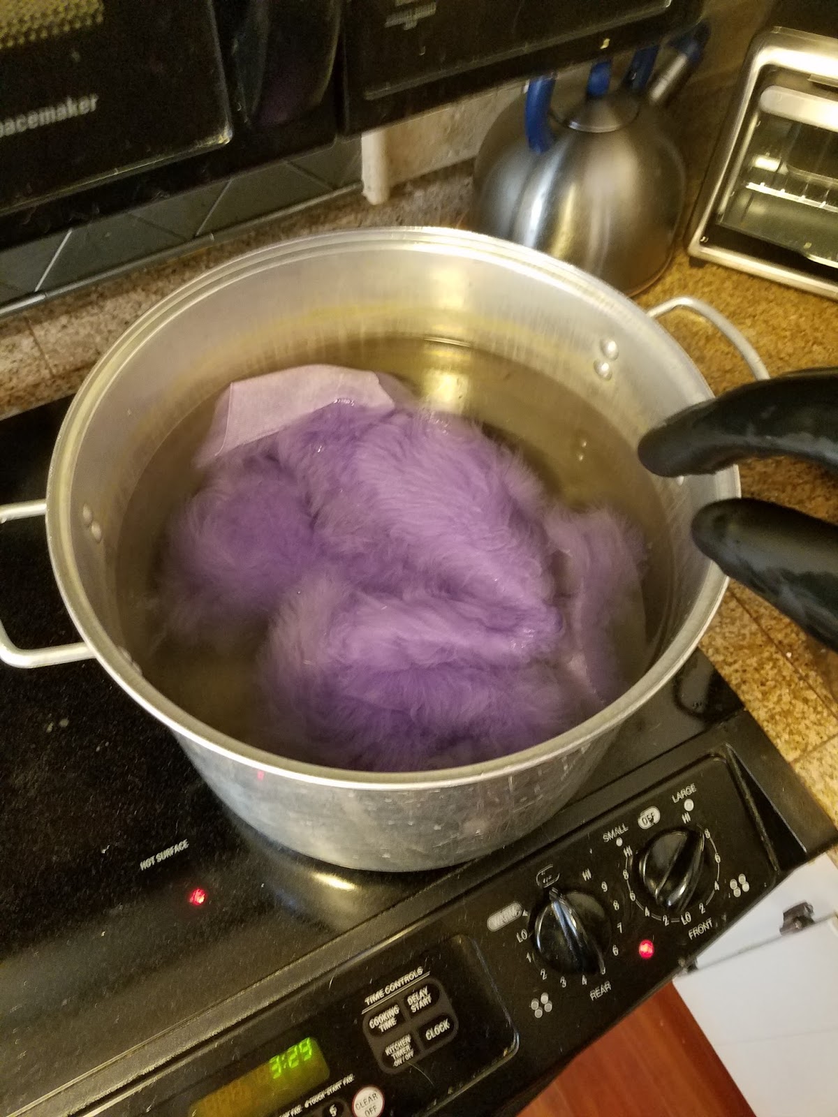Puppets and Banjos: Tutorial: How To Boil Fur!