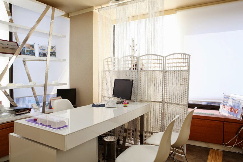 Dr. Lee Breast augmentation Korea: Breast Augmentation Incisions - Korea