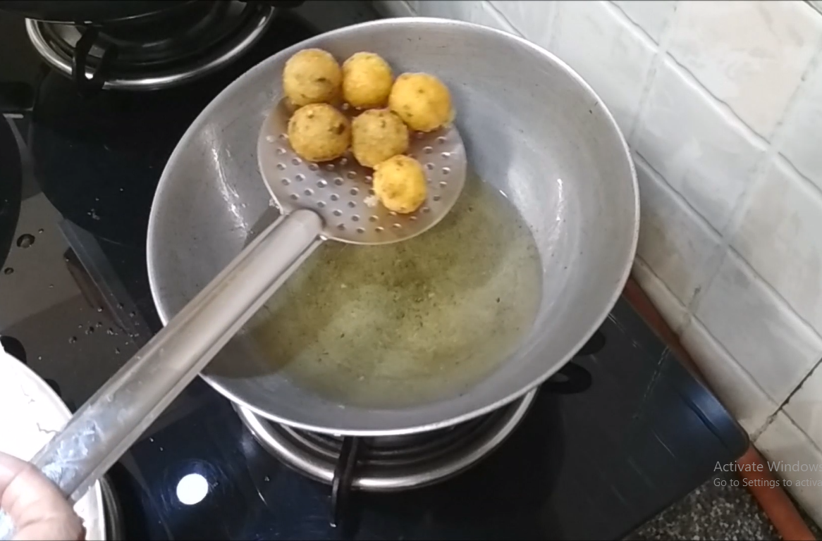 Rinki's Kitchen: Potato Marbles