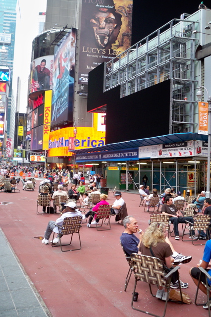 The Hopeful Traveler: The Times Square Pedestrian Mall