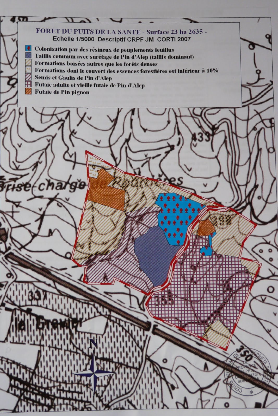 Une forêt en Provence: Forêt privée, accueil du public et réglementation