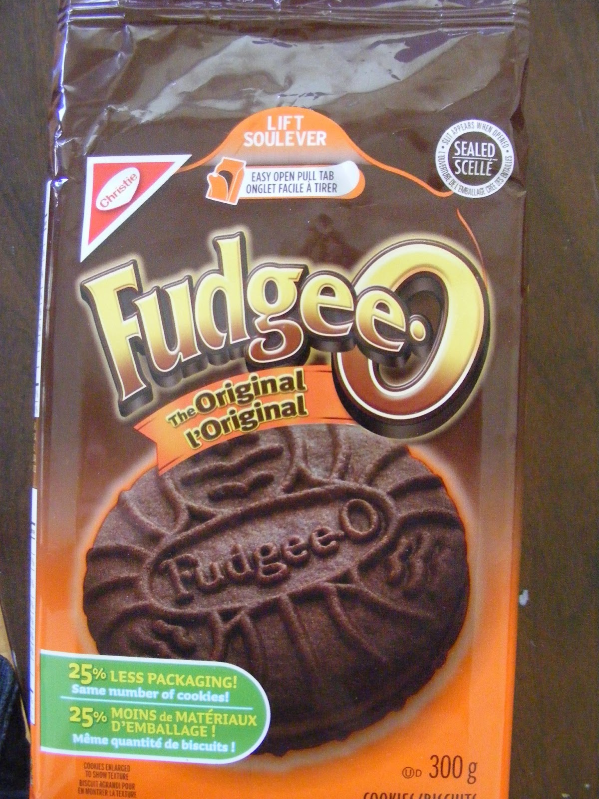 Octo's Food Blog: FudgeeO Cookies