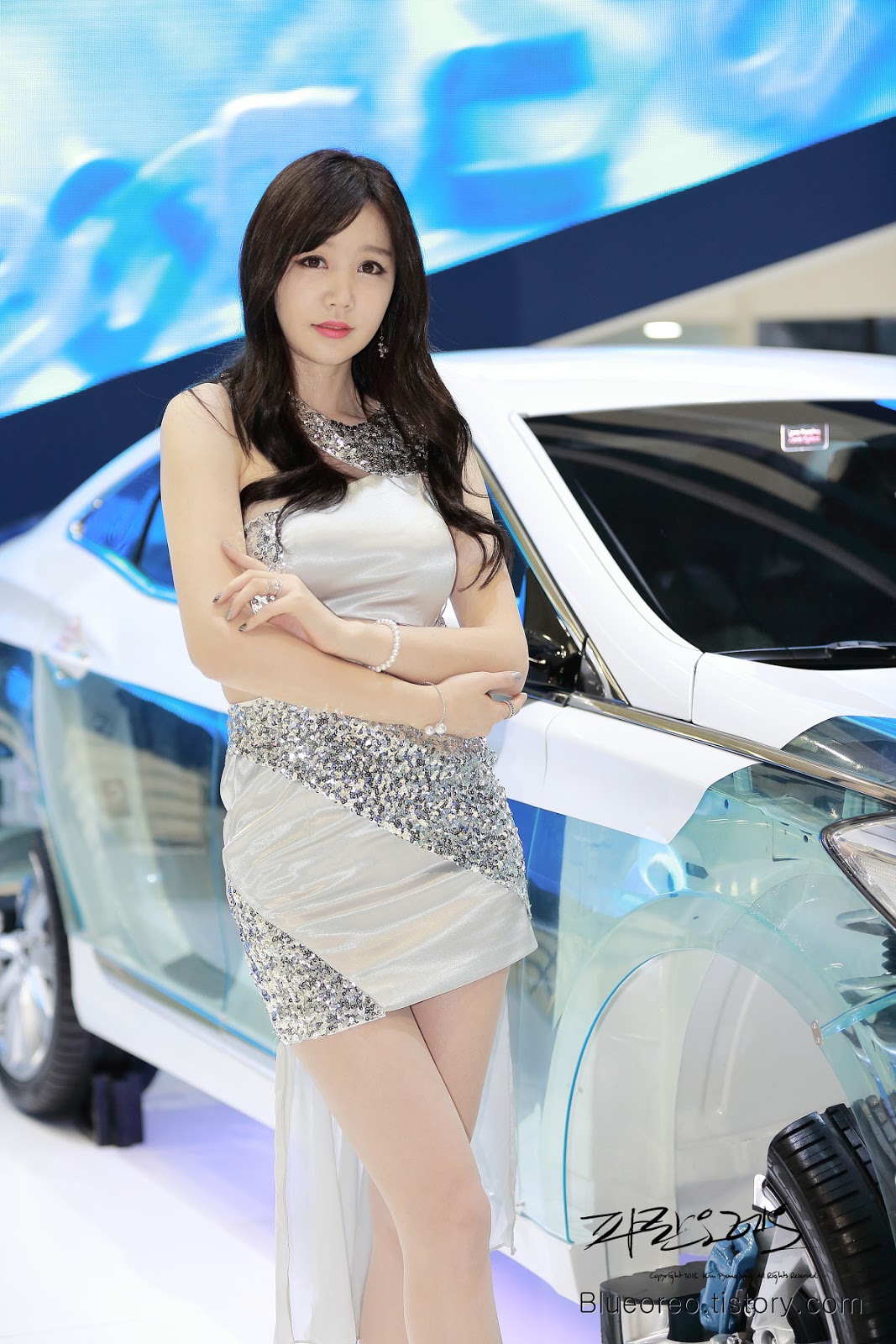 FinlandCar.com: Hong Ji Yeon At Seoul Motor Show 2015