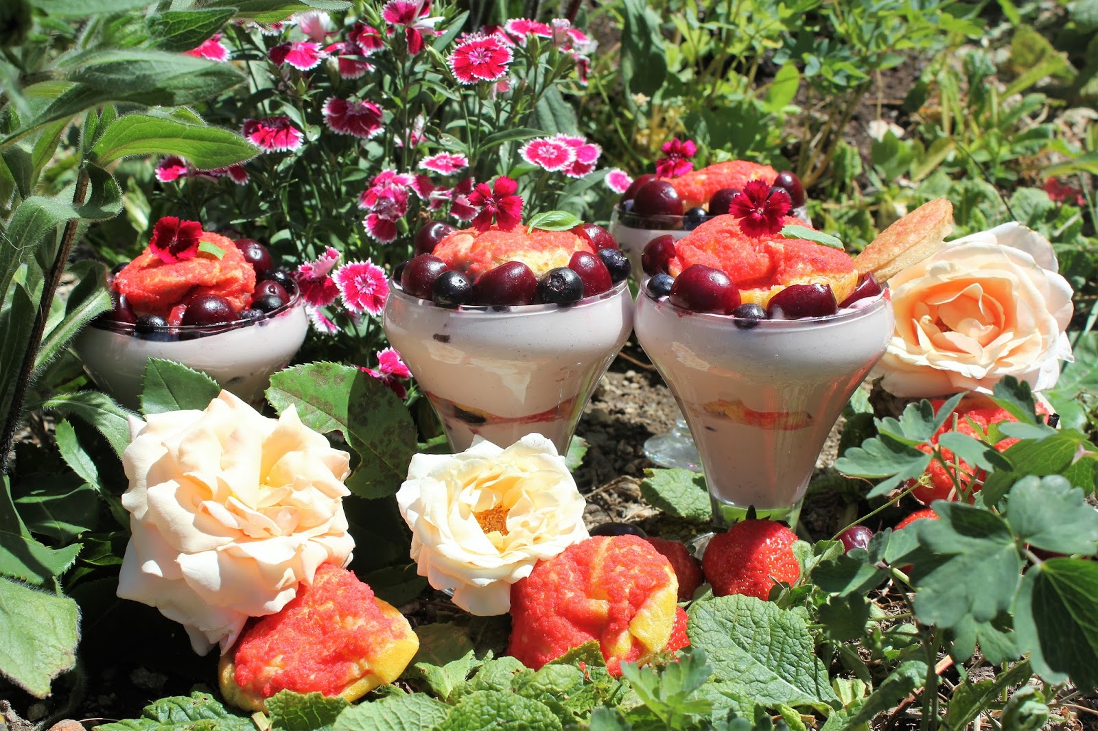 St-Honoré au fruits rouges en verrine