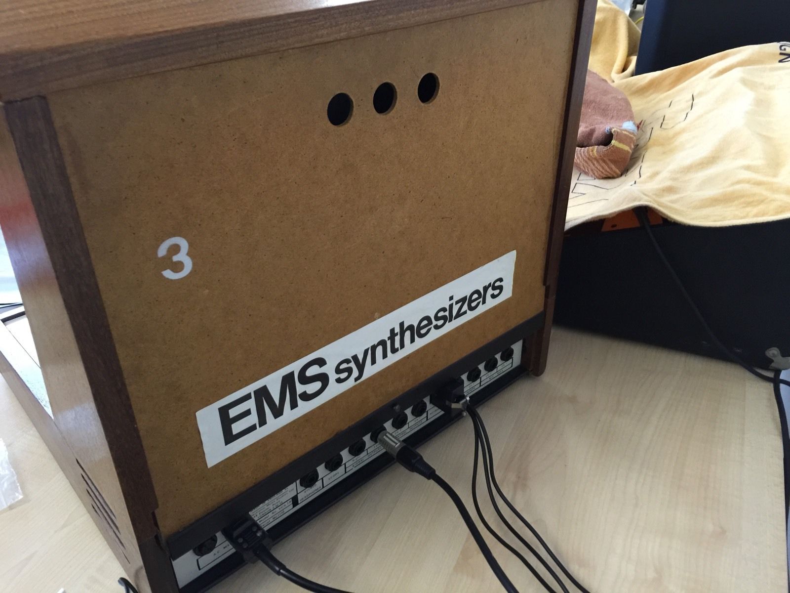 MATRIXSYNTH: 1970s EMS VCS3 Analogue Pin Matrix Synth