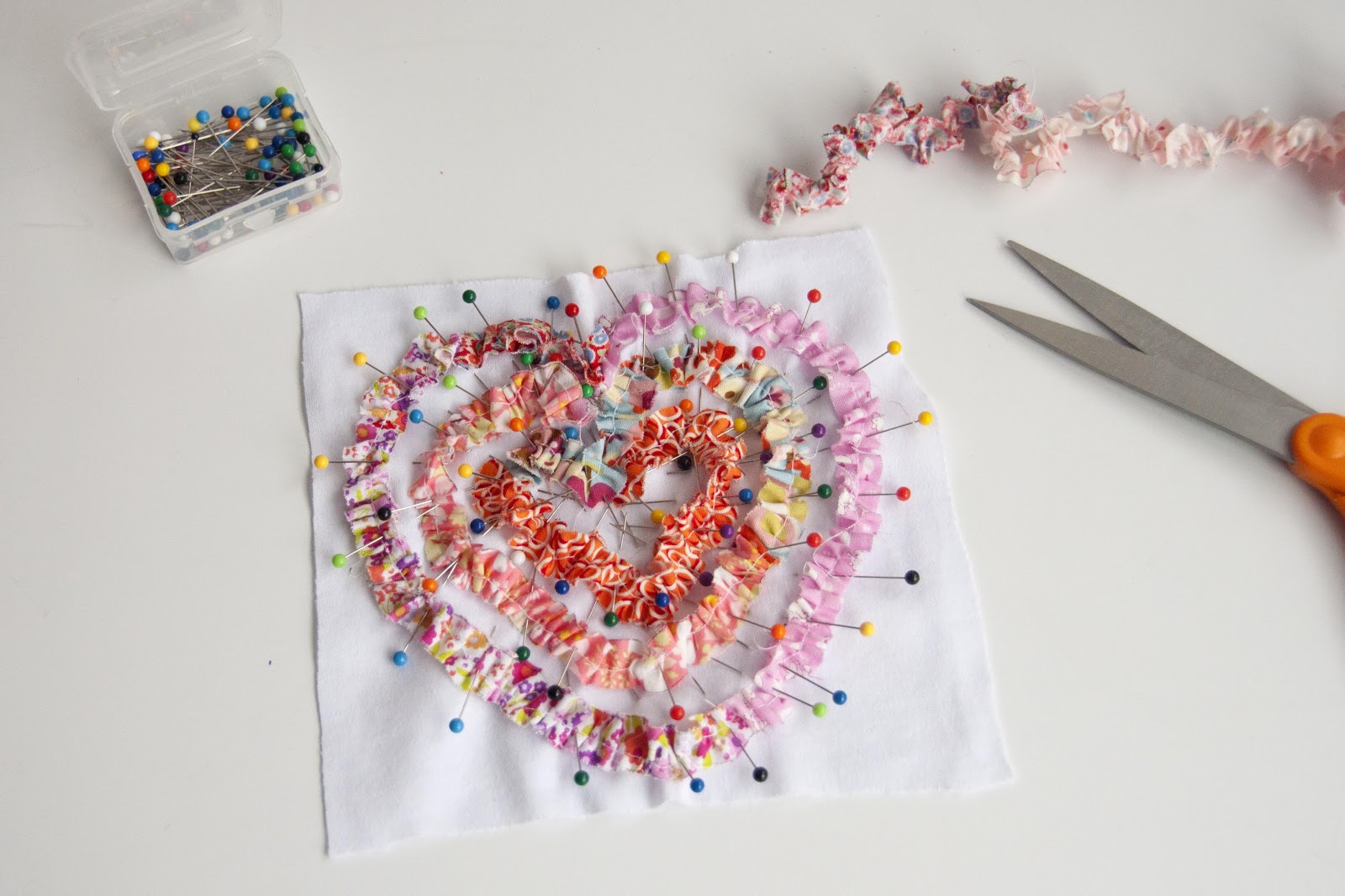 Aesthetic Nest: Sewing: Ruffled Rag Applique (Tutorial)