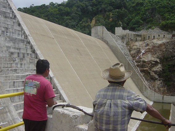 Moonracerfarm Belize: Vaca Dam