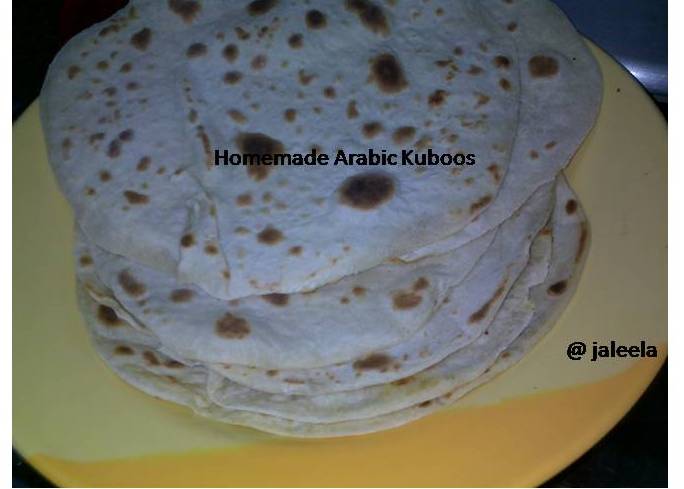 Cook Book Jaleela: How to make Kuboos - Arabic Kuboos - Arabic Bread