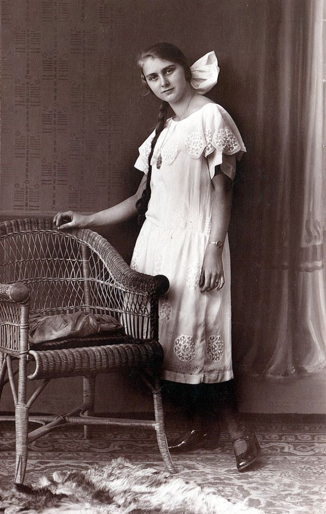 35 Cool Snaps That Defined Fashion Trend of Flappers From the 1920s ...