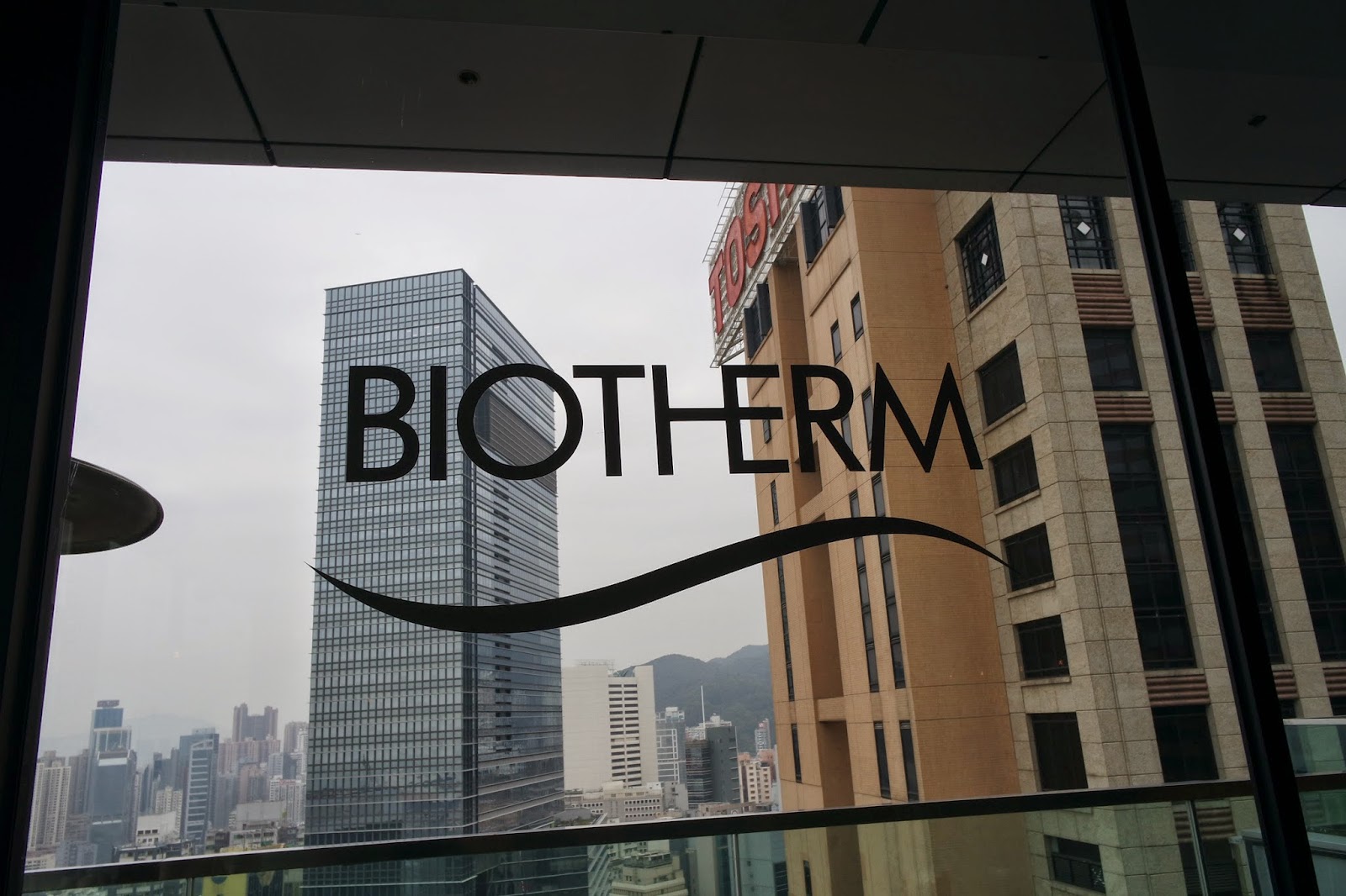 Biotherm Aquasource Cocoon全新溫泉水潤保濕凝霜。隆重登場! … : 艾美~美容小館
