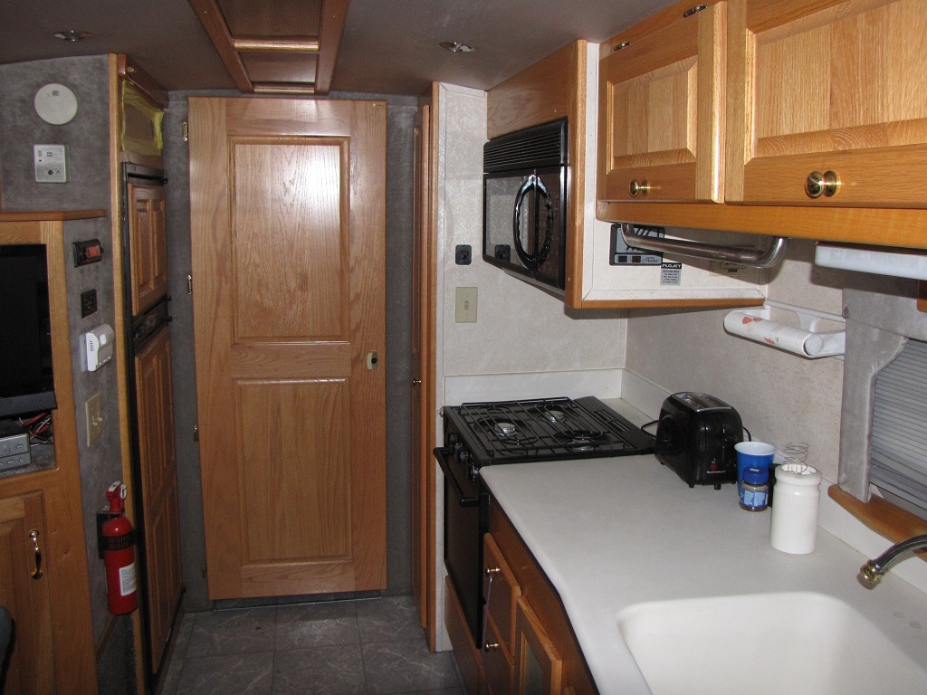 1969 MCI Bus: 1969 MCI Bus Conversion