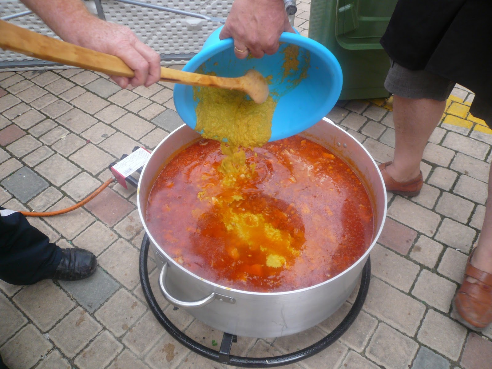 Andosilla Gastronómica: POCHADA POPULAR