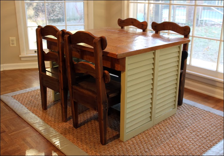 Sawdust Designs: Discarded Shutters Become a Children's Dining Table