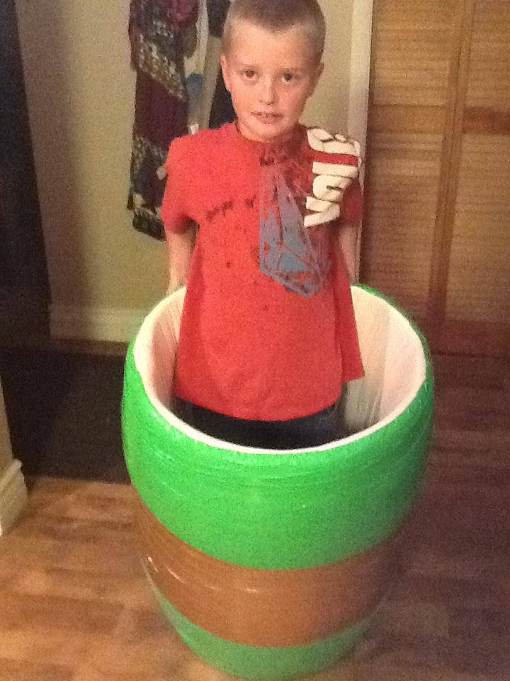 Kids Rodeo Clown Barrels