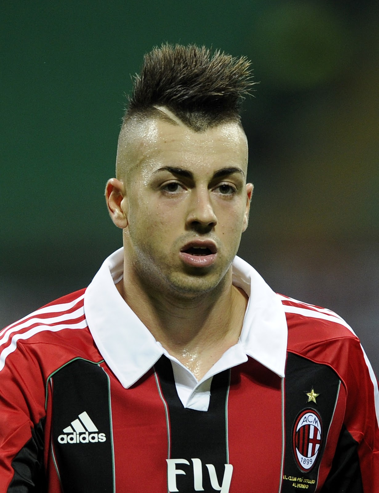 mosche in bottiglia: Cosa c'entra Pasolini con i capelli di El Shaarawy?