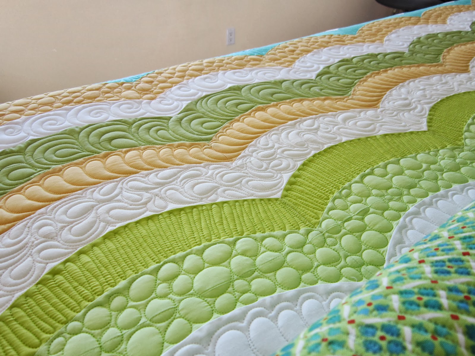 Quilting Is My Bliss: Metro Waves