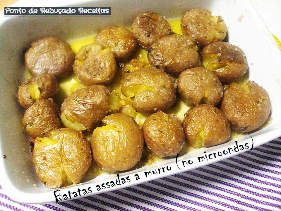 Ponto de Rebuçado Receitas: Batatas assadas a murro (no microondas)
