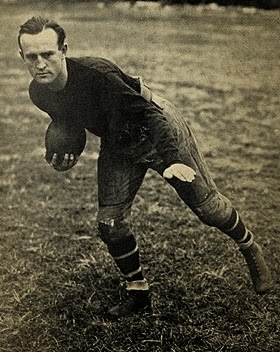 Today in Pro Football History: 1926: Giants Edge Duluth & Nevers on ...