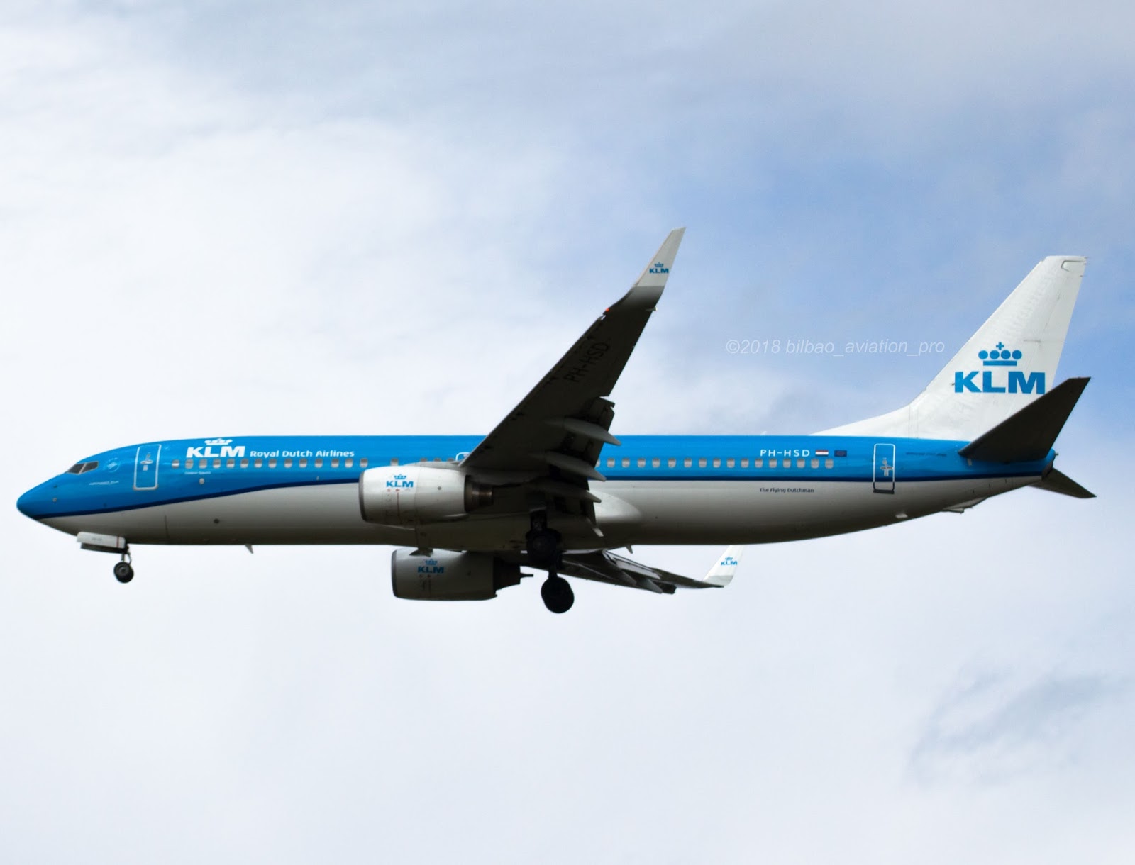bilbao_aviation_pro: Felicidades al spotter Aitor Santín con este Boeing B737-800 de KLM *New livery