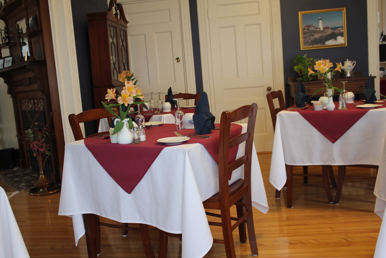 Delicious Dishings: Brewster House Bed & Breakfast, Freeport, Maine