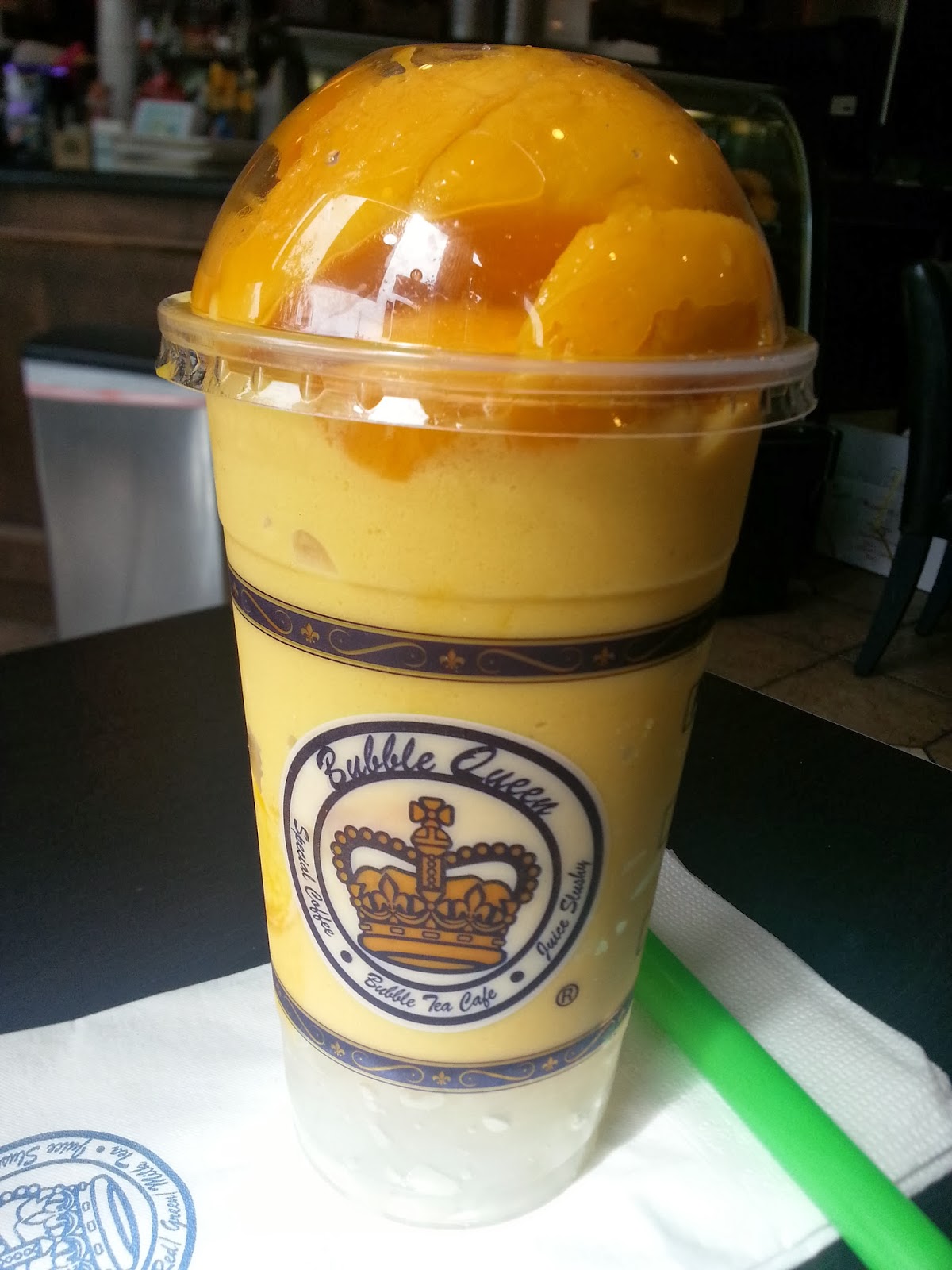 feeling famished: bubble queen: fresh mango and mochi bubble waffle