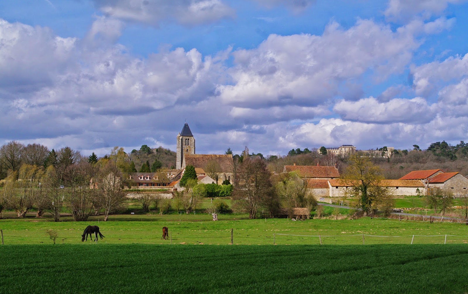 Charmes méconnus du Hurepoix .: A la découverte des Yvelines: LONGVILLIERS.