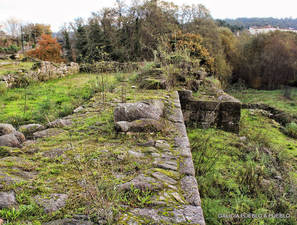 GALICIA PUEBLO A PUEBLO: CASTELO DA ROCHA FORTE, SANTIAGO DE COMPOSTELA