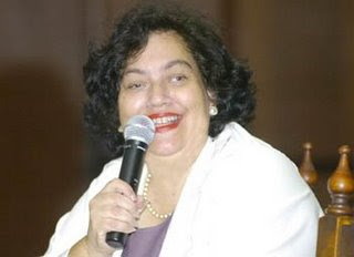 MANANCIAL DE LUZ: A Oradora e a Oratória de Mayse Braga