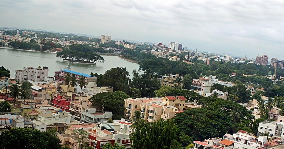 Stock Pictures: Halasuru or Ulsoor Lake in Bangalore