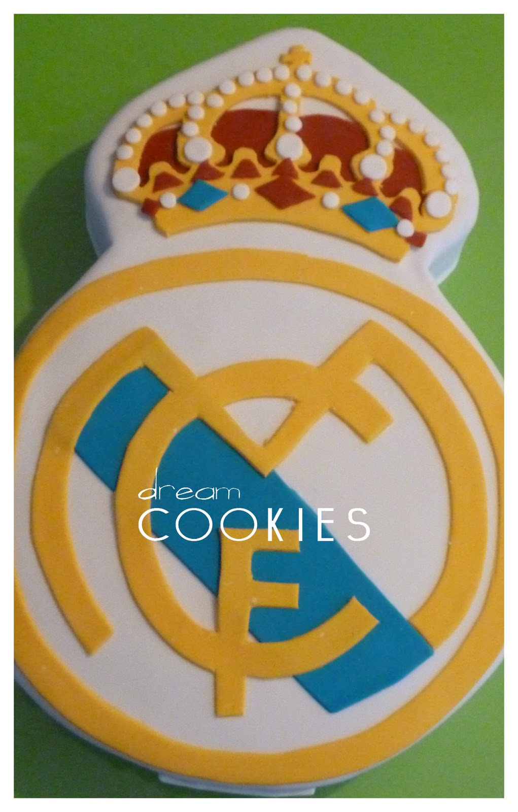 esther COOKIES: Tarta Escudo Real Madrid