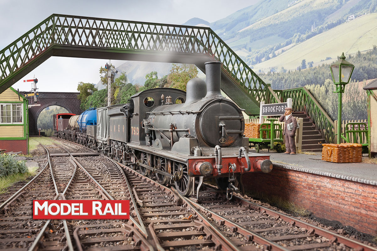 Chris Nevard Model Railways & Photography Blog: Model Rail June 2013 ...