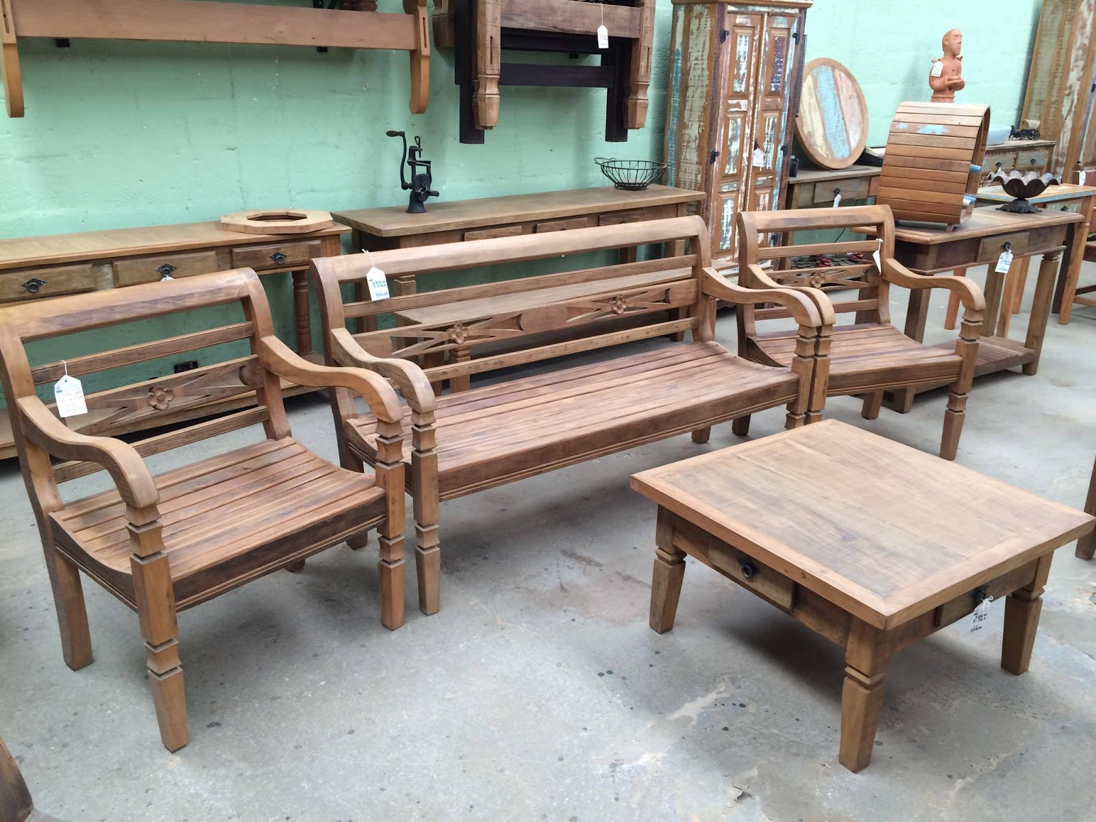 Estrada Real Moveis Rústicos - Moveis de madeira de demolição ...