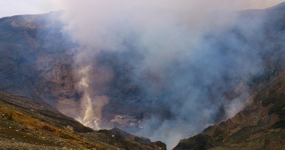 Mt. Aso - A day trip to Japan's largest active volcano | Pragmatic ...