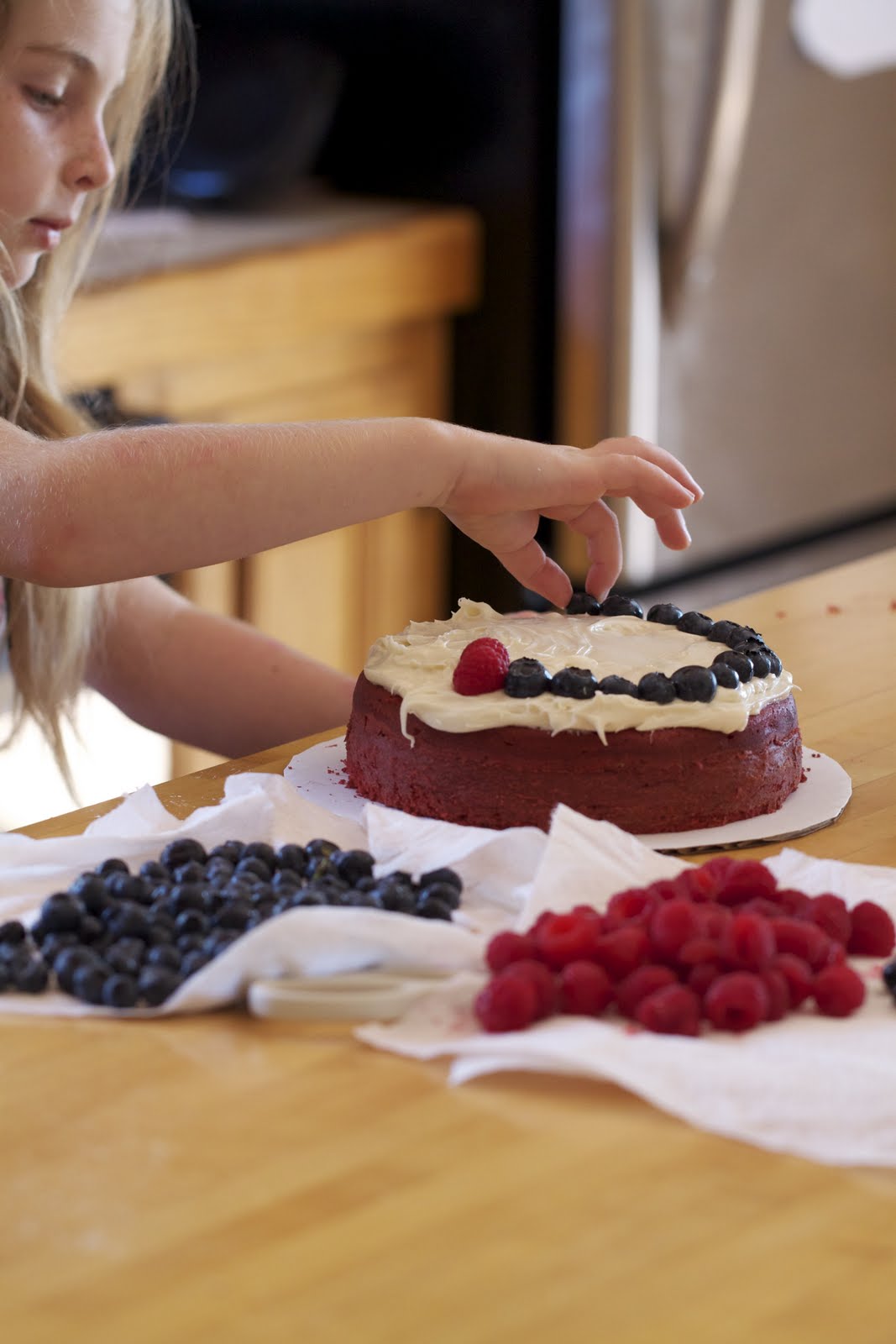 Epicurean Mom: Red Velvet Cake with Raspberries and Blueberries